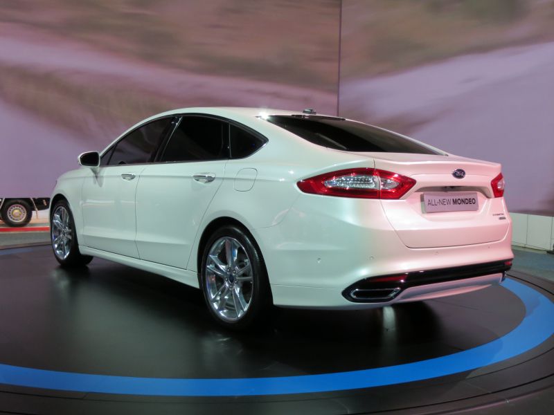 Ford Mondeo technical specifications and fuel economy